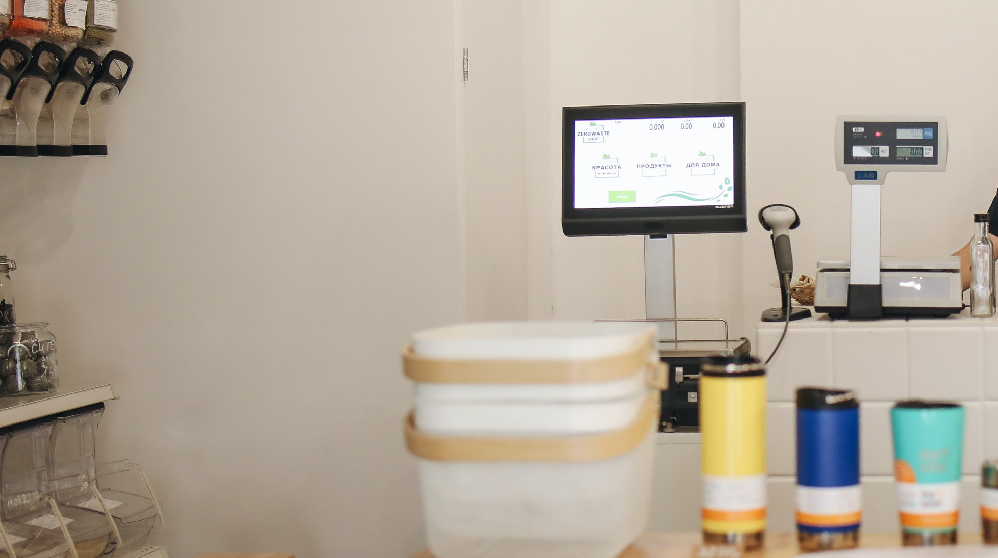 How to choose a lcd screen for pos system – VMAX POS